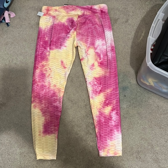 NOBO | Pants & Jumpsuits | Nwt High Rise Leggings Textured And Ruched ...